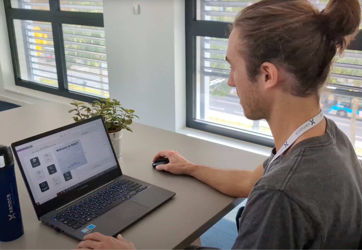 Xenocs - Innovative SAXS & WAXS Solutions